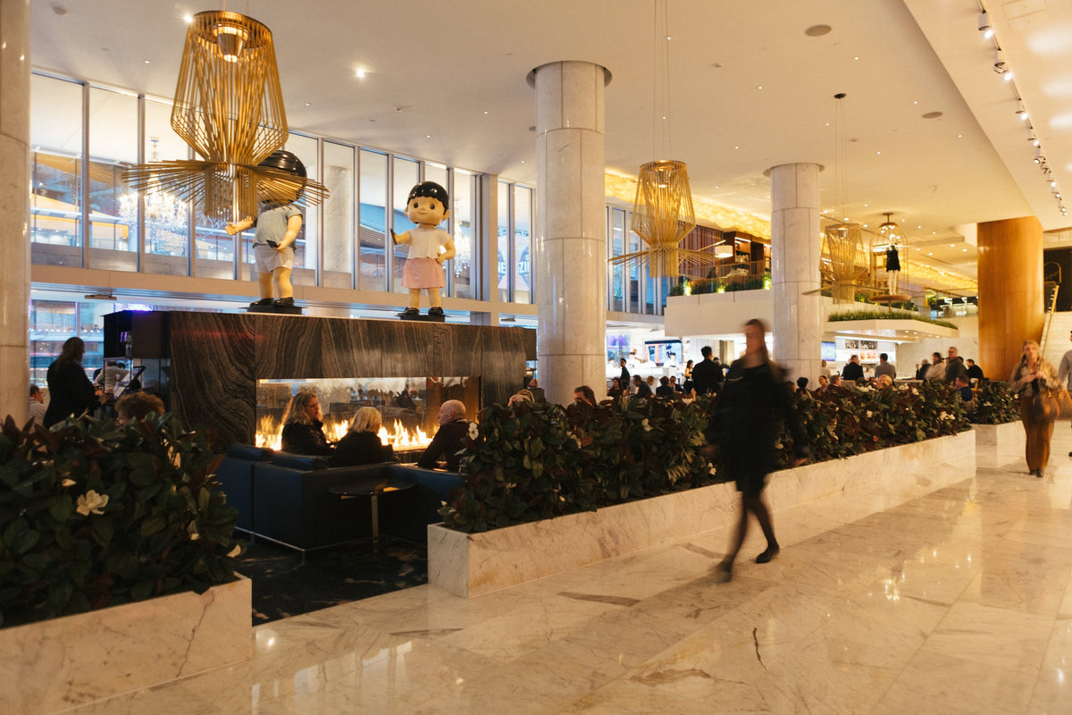 The Lobby Lounge & RawBar – Fairmont Pacific Rim